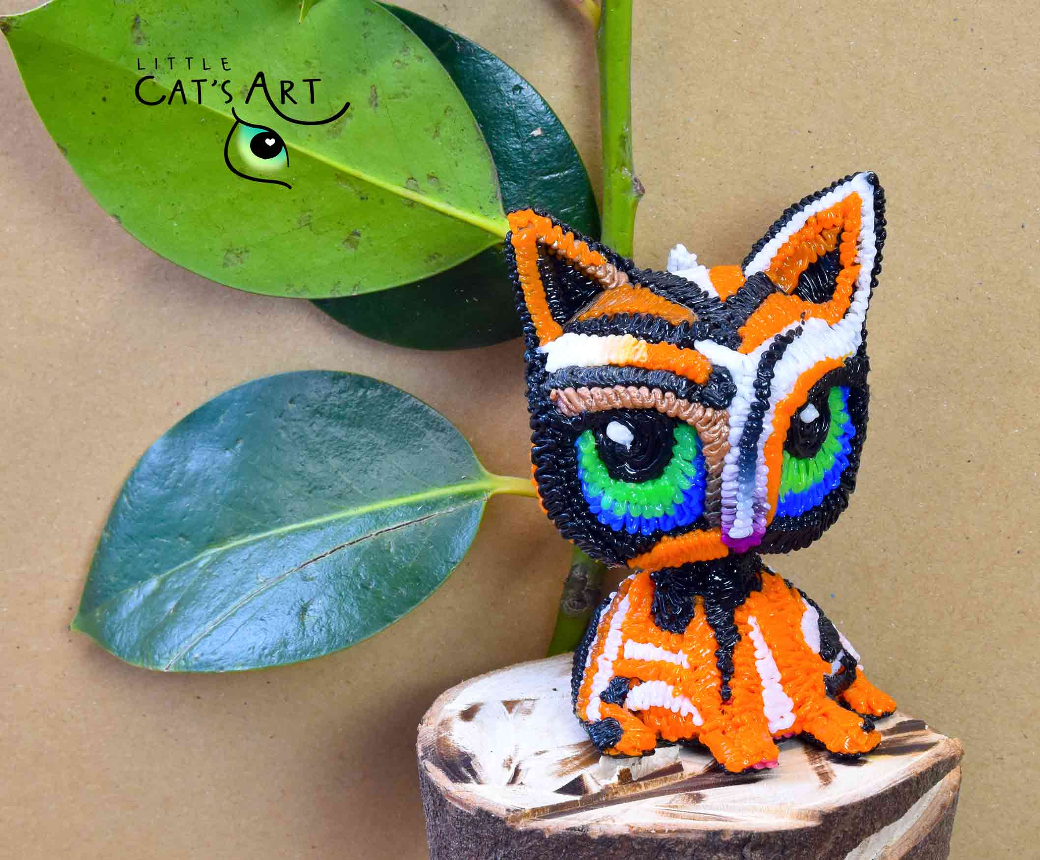 Small Calico cat figurine with green-blue eyes - Little Cat's Art